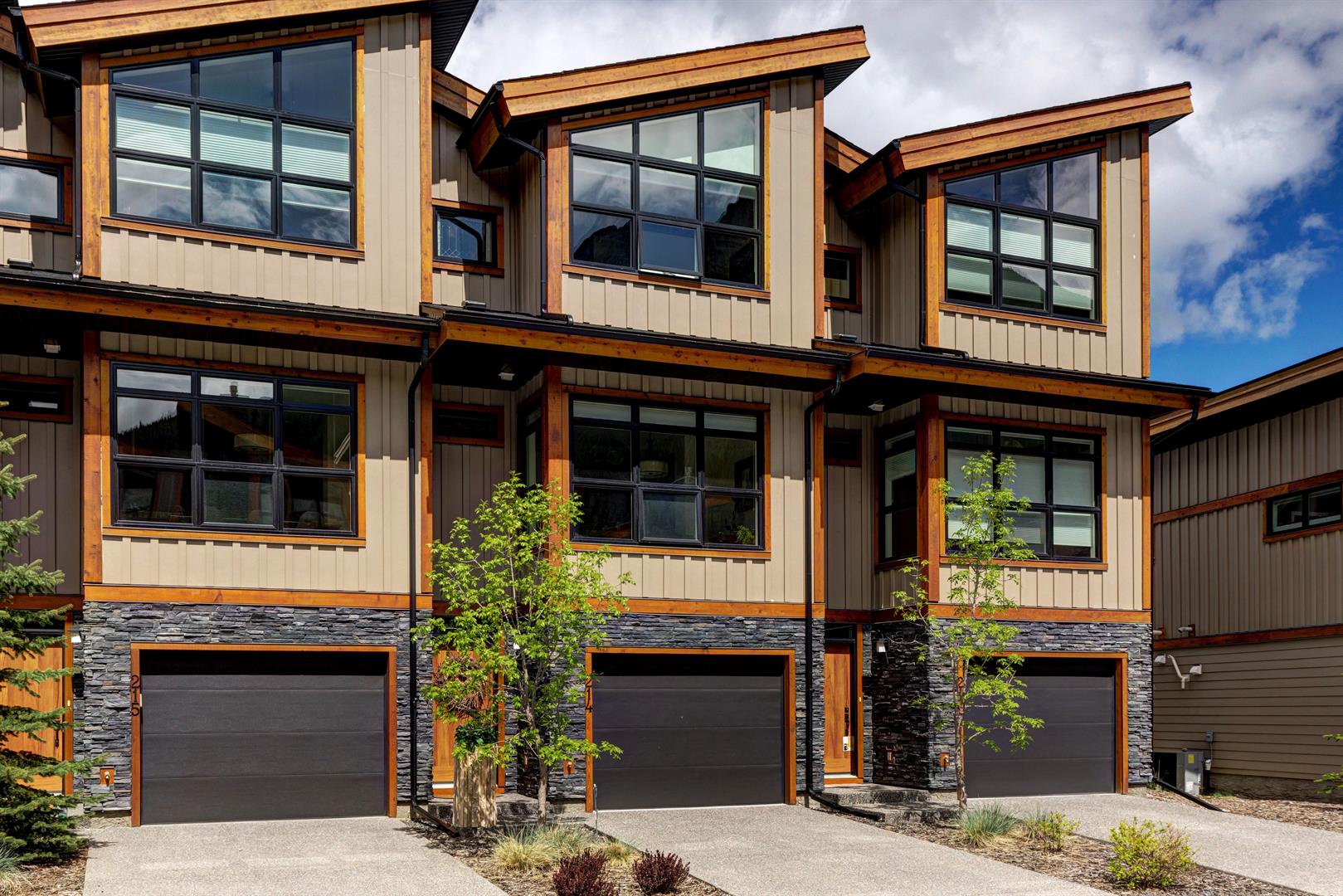 , Canmore, AB T1W 3L4 | MLS # | Houseful