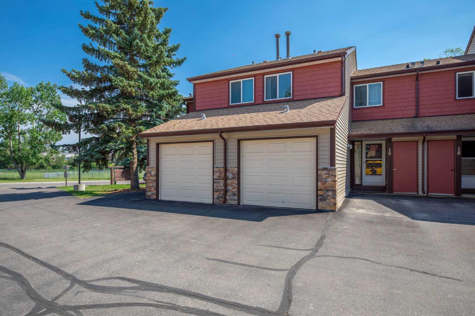 , Cochrane, AB T4C 2M2 | MLS # | Houseful
