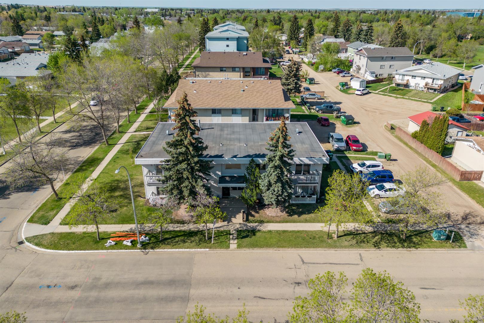 , Camrose, AB T4V 3C3 | MLS # | Houseful