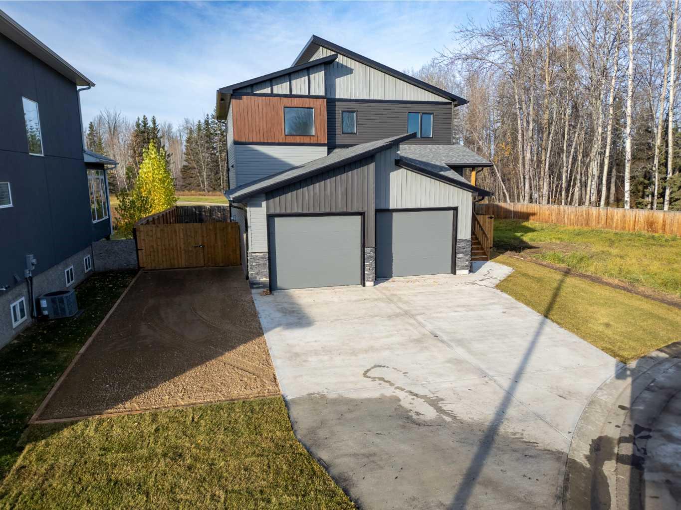 64 Pritchard Dr, Whitecourt, AB T7S 0G3 | MLS #A2184518 | Houseful
