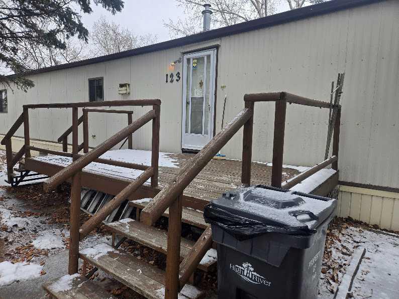, High River, AB T1V 1J9 | MLS # | Houseful