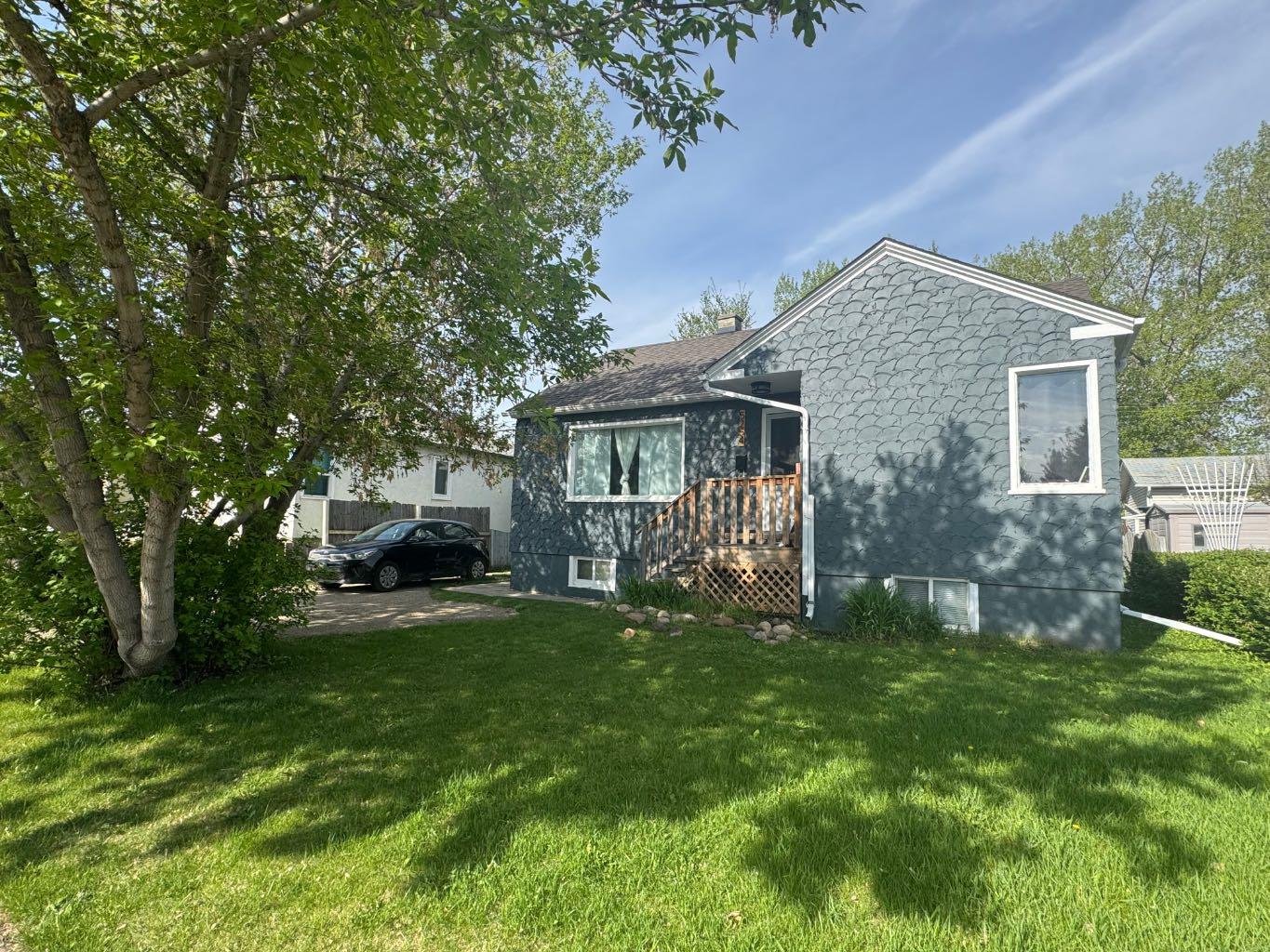 , Lacombe, AB T4L 1H7 | MLS # | Houseful