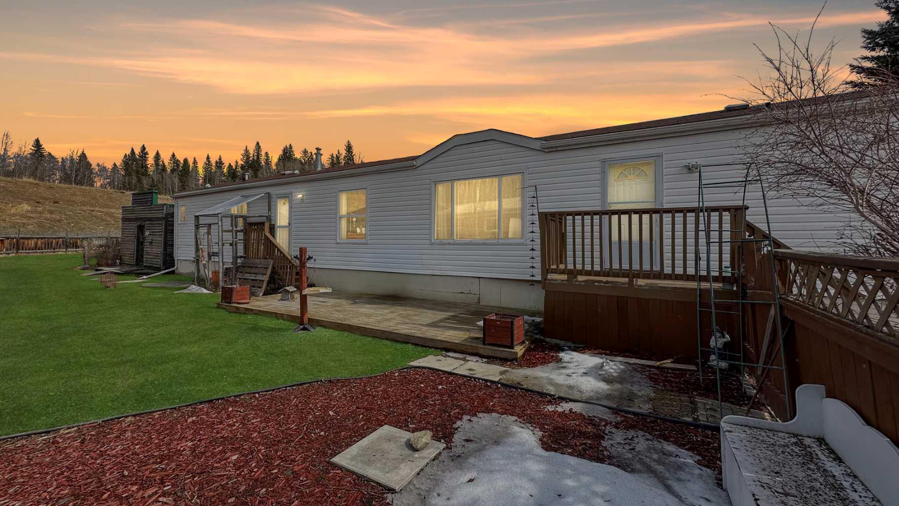 , Sundre, AB T0M 1X0 | MLS # | Houseful