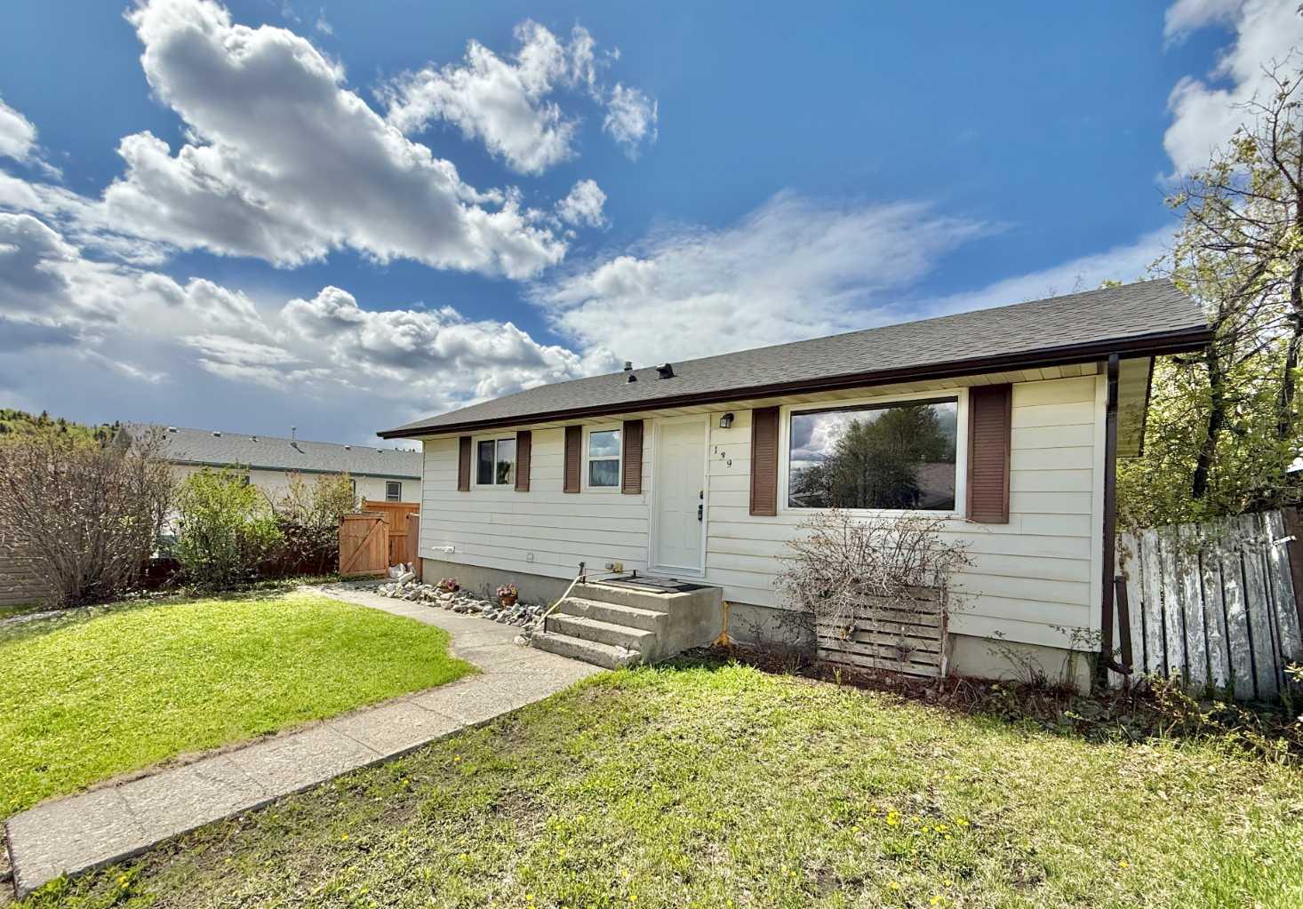 Hinton, AB homes for sale & real estate listings | Houseful