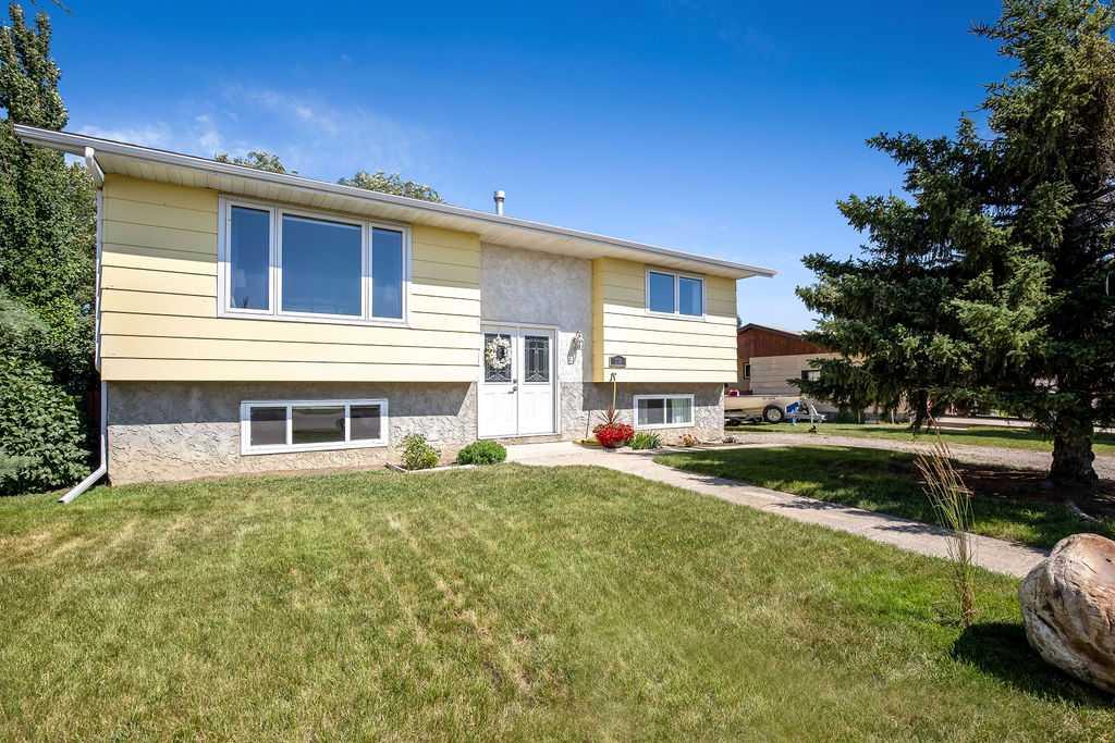 , Nanton, AB T0L 1R0 | MLS # | Houseful
