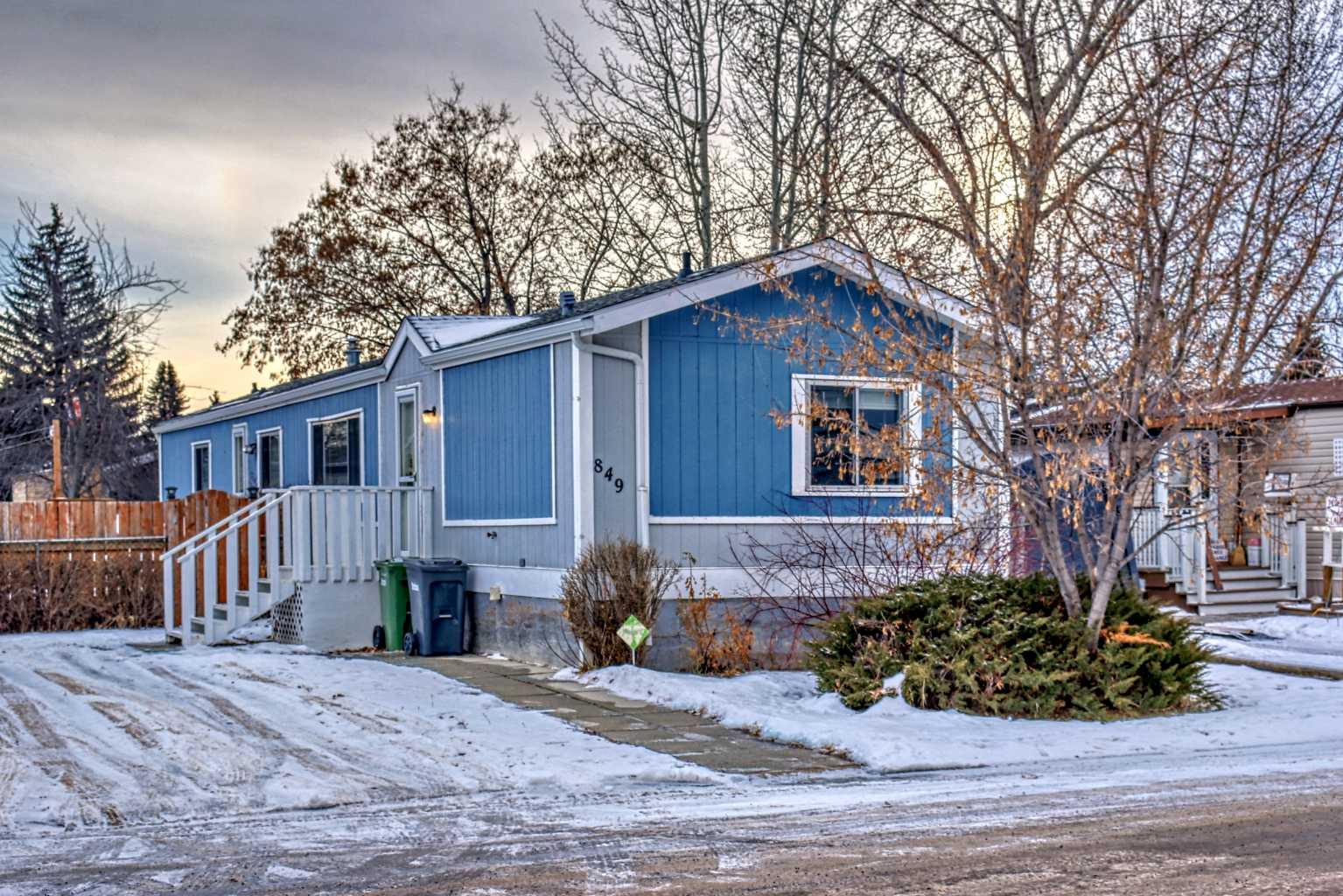 , Strathmore, AB T1P 1E8 | MLS # | Houseful