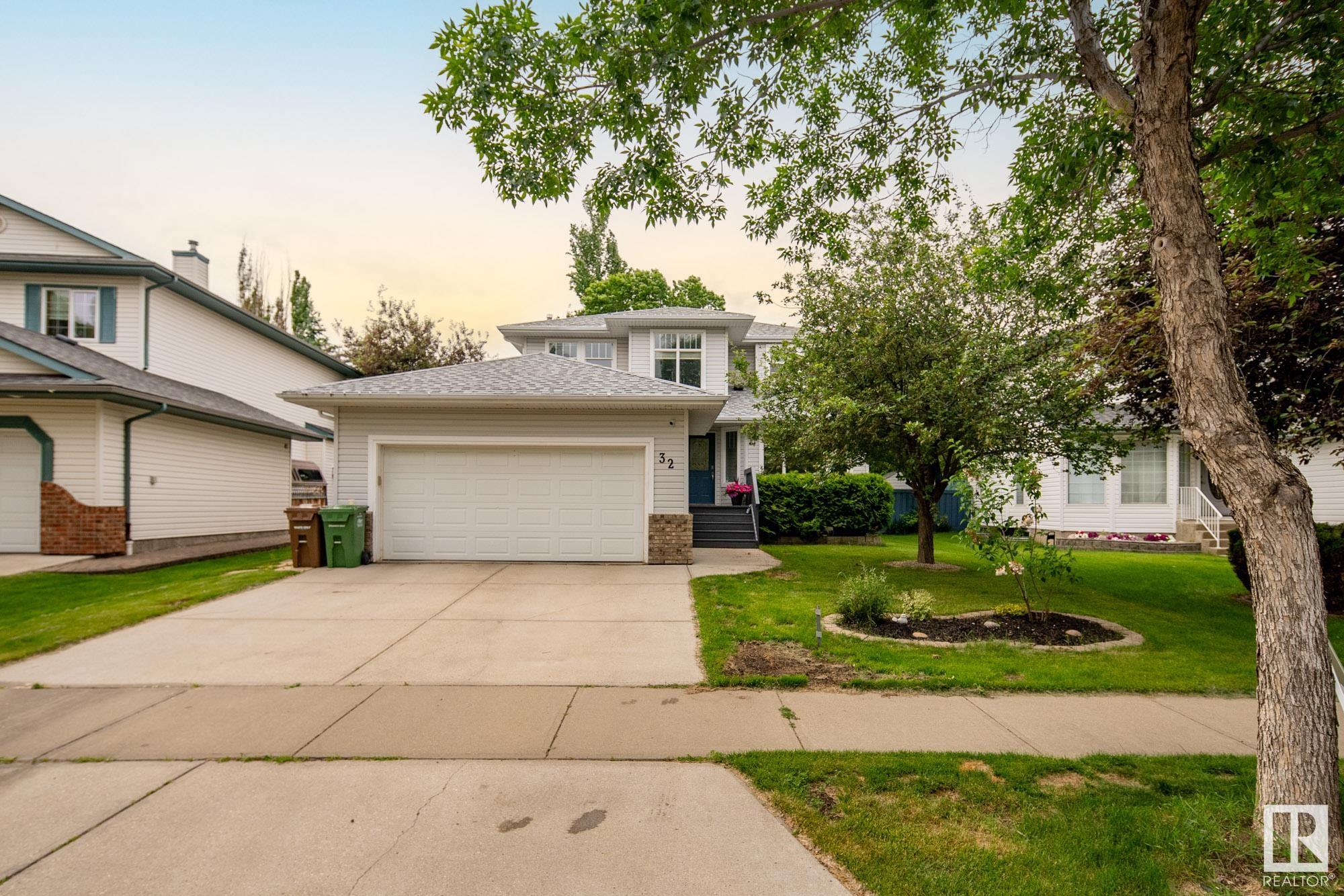 St. Albert, AB homes with backyards for sale | Houseful
