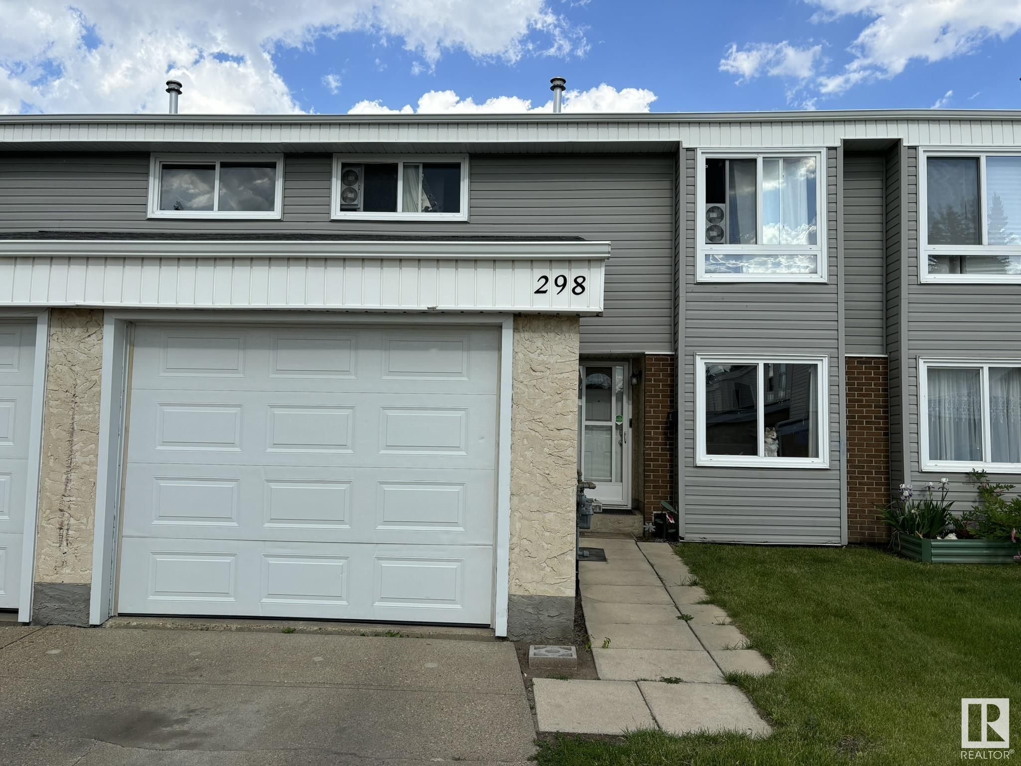 St. Albert, AB homes with backyards for sale | Houseful