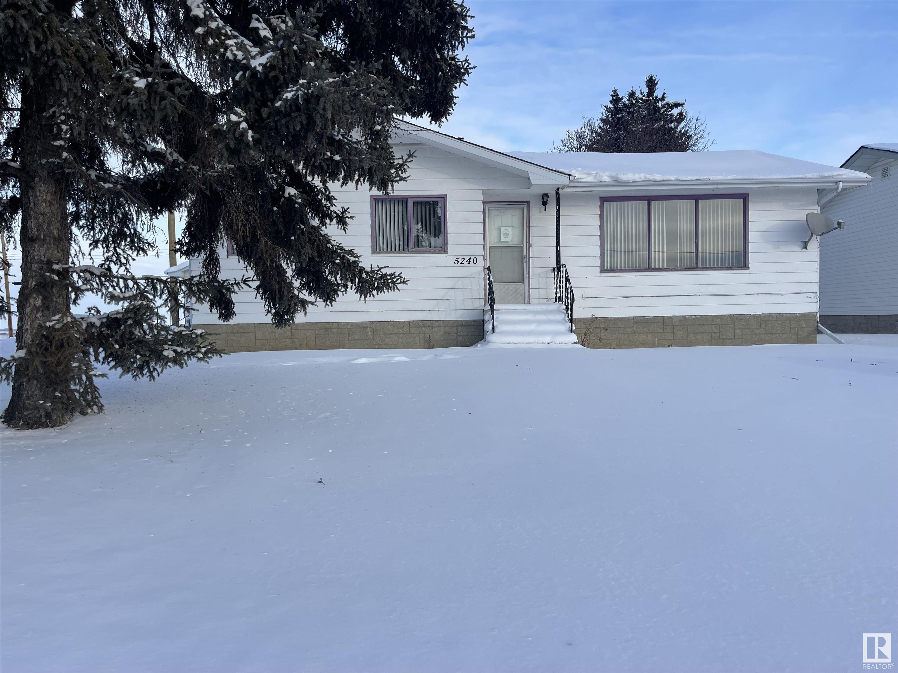 , Holden, AB T0B 2C0 | MLS # | Houseful