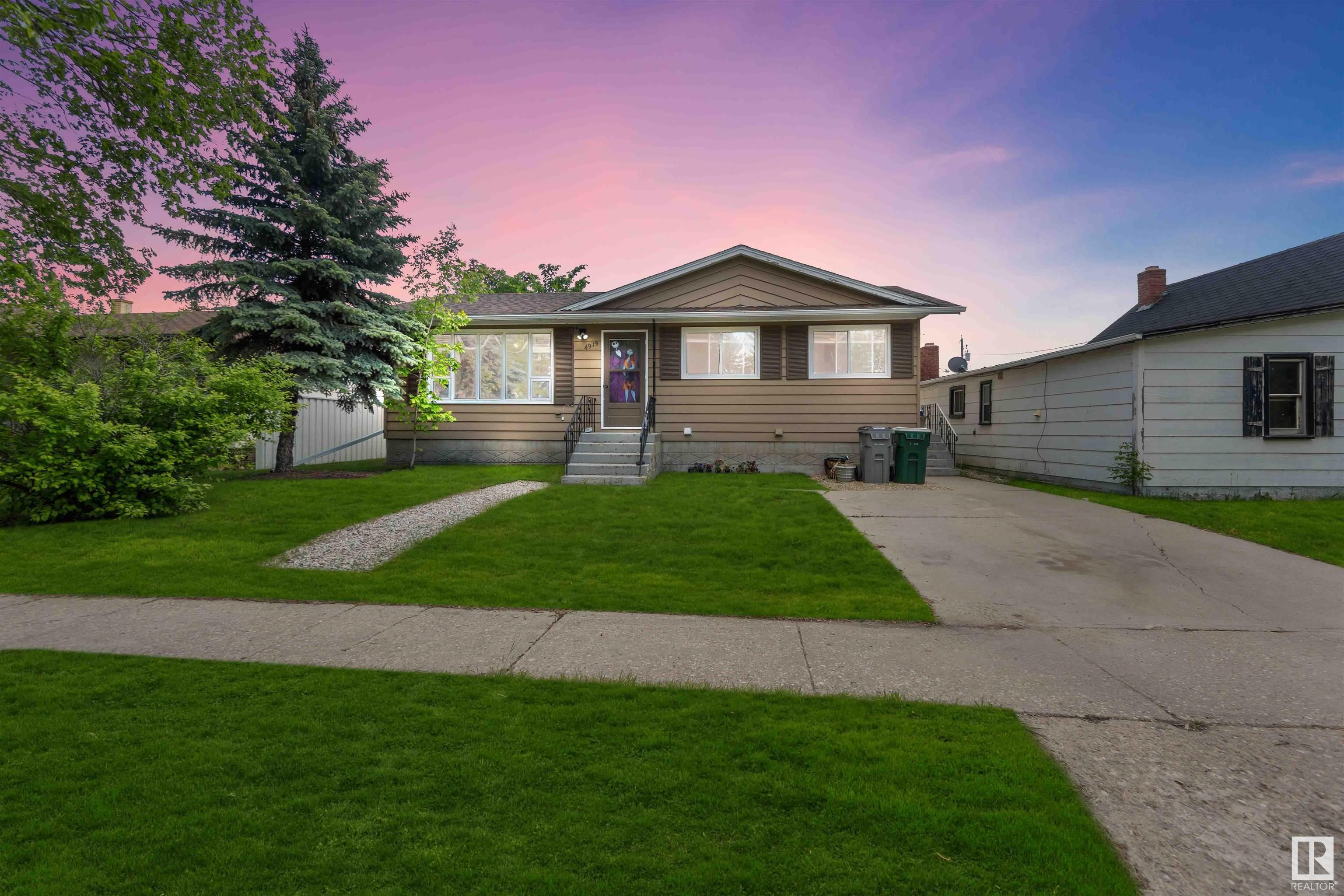 , Lamont, AB T0B 2R0 | MLS # | Houseful