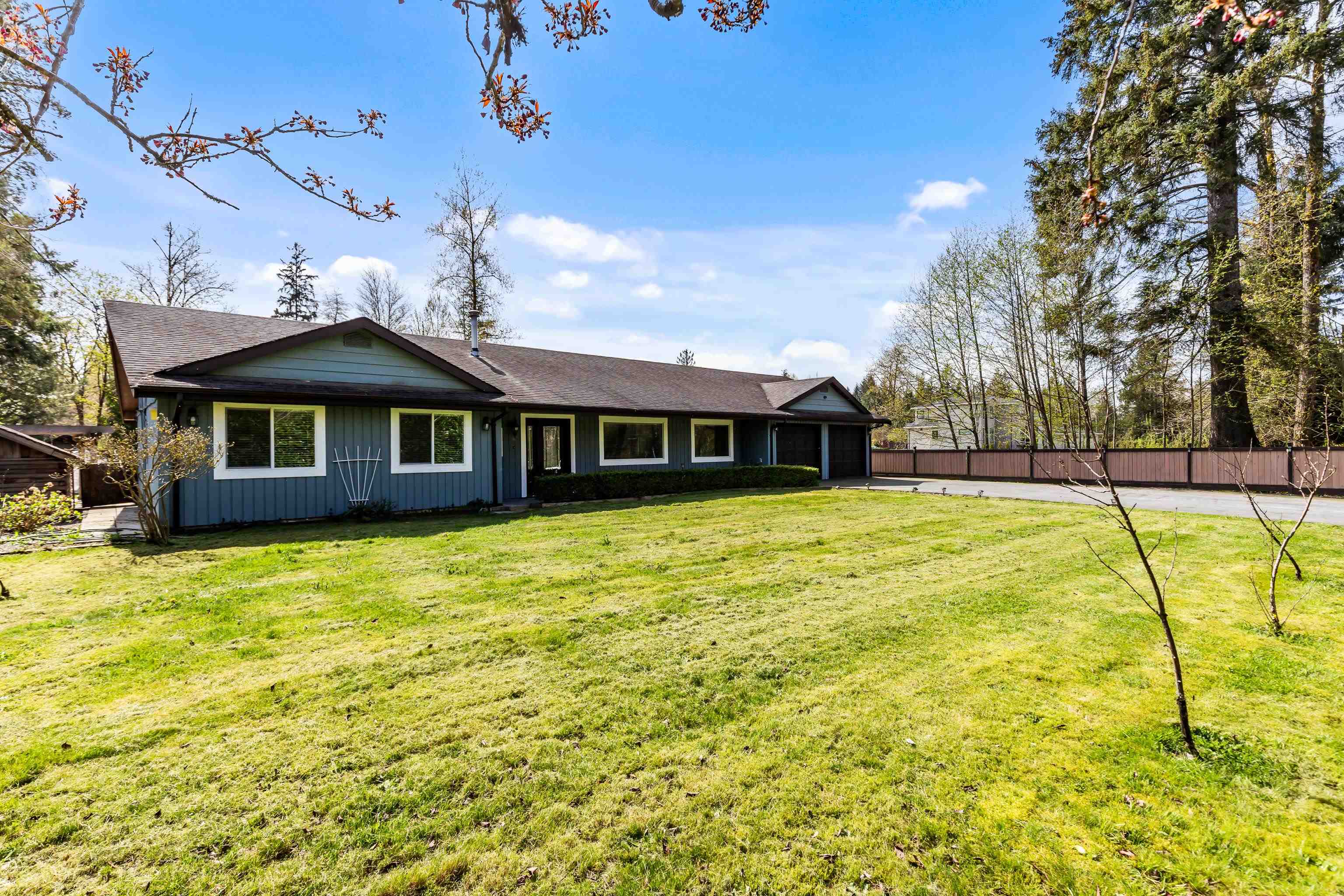 132 Avenue, Maple Ridge, BC V4R 0A7 | MLS #R2991039 | Houseful