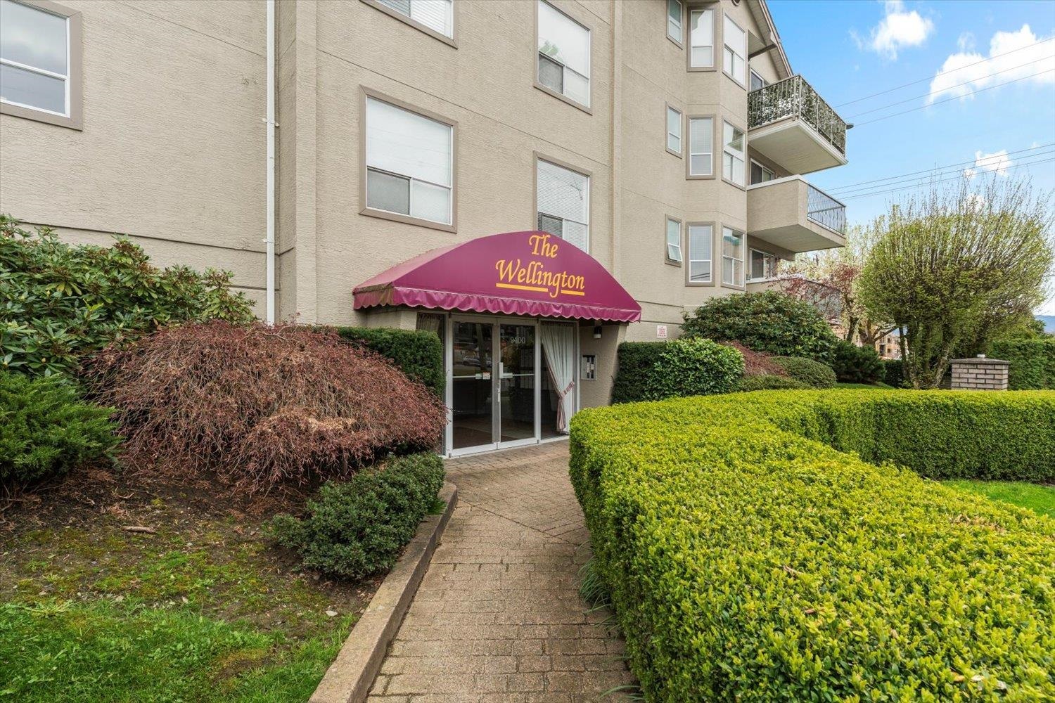 9400 Cook Street #303, Chilliwack, BC V2P 4J6 | MLS #R2989635 | Houseful