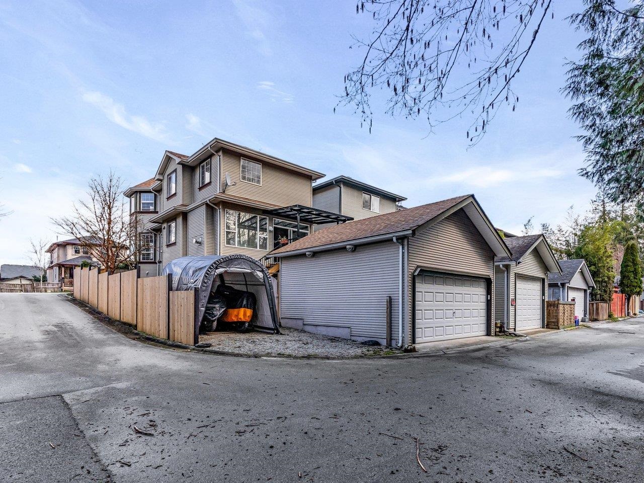 101a Avenue, Maple Ridge, BC V2W 1W6 | MLS #R3007919 | Houseful