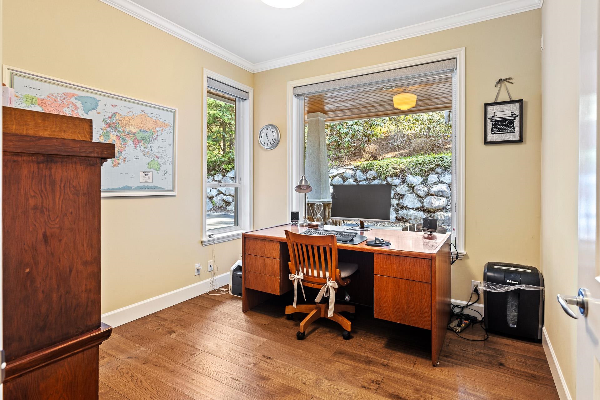 2121 East Road, Anmore, BC V3H 4X9 | MLS #R2930166 | Houseful