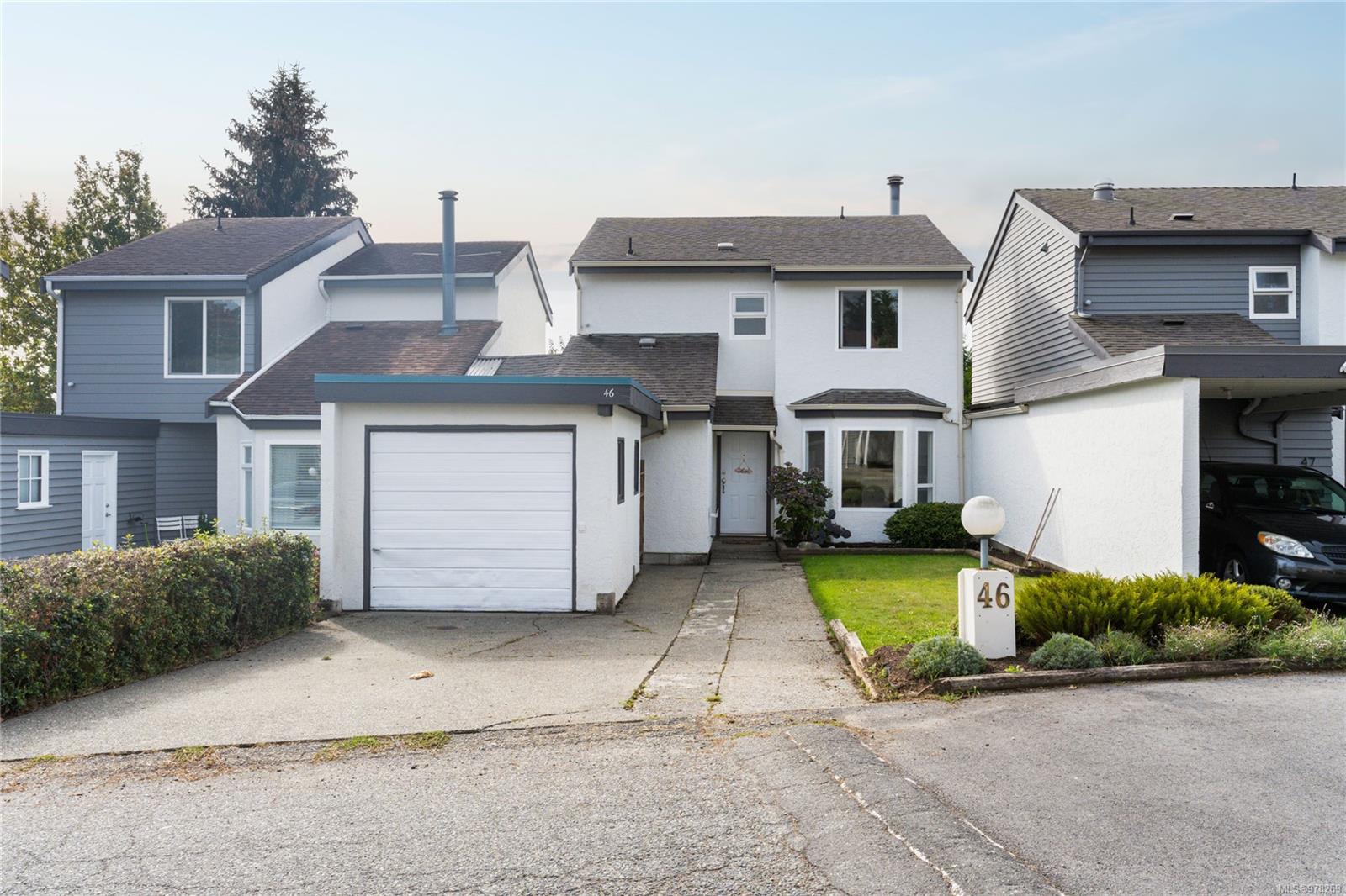 7925 Simpson Rd Apt 46, Central Saanich, BC V8M 1L2 | MLS #978269 ...