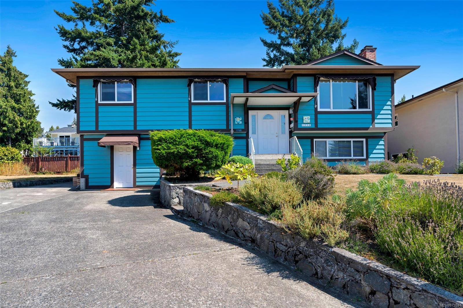 1758 Tiffin Pl, Saanich, BC V8N 4W4 | MLS #972841 | Houseful
