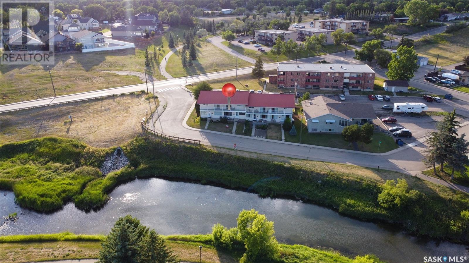 520 Bray St E, Swift Current, SK S9H 4E3 | MLS #SK008617 | Houseful