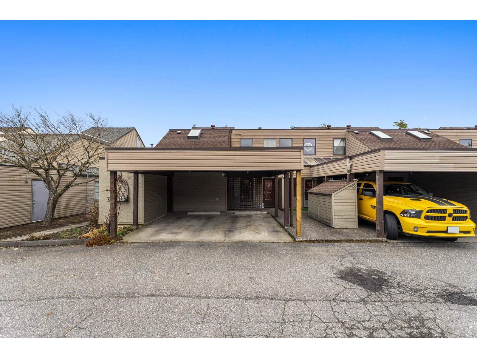 45915 Cheam Avenuechilliwack Downtown Unit 1, Chilliwack, BC V2P 1N7 | MLS #R2974915 | Houseful