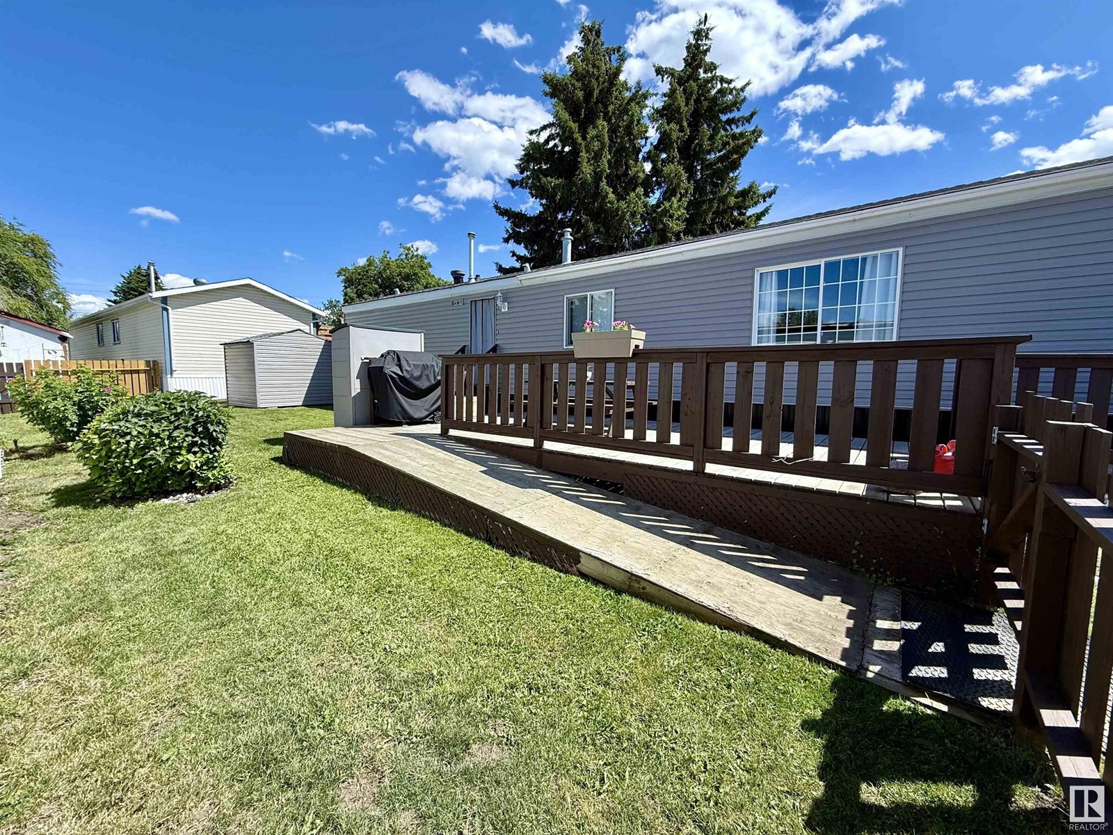 305 Calahoo Road #unit 196, Spruce Grove, AB T7X 3L1 | MLS #E4447795 ...