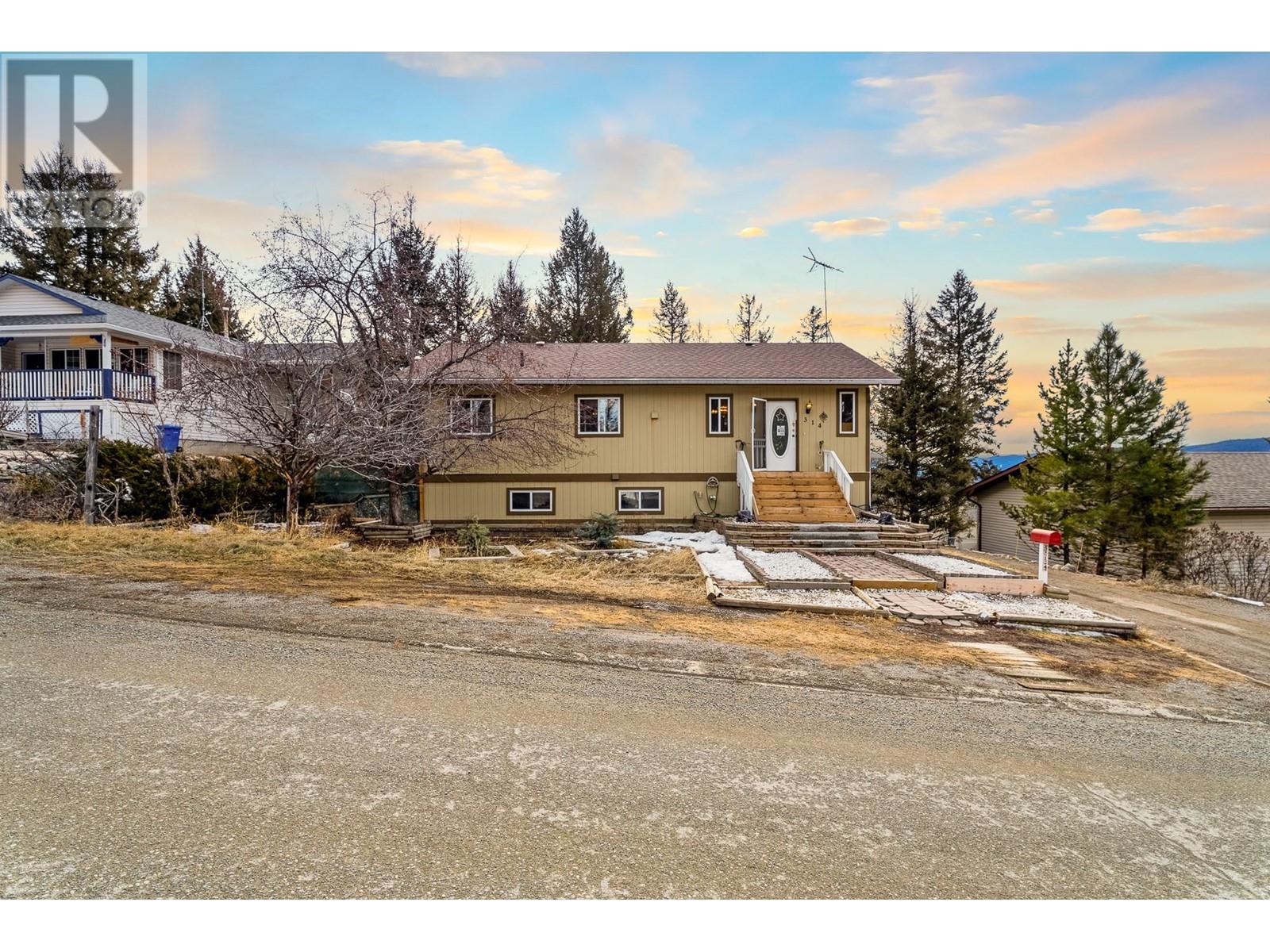 314 Linden Rd, Logan Lake, BC V0K 1W0 | MLS #10339126 | Houseful