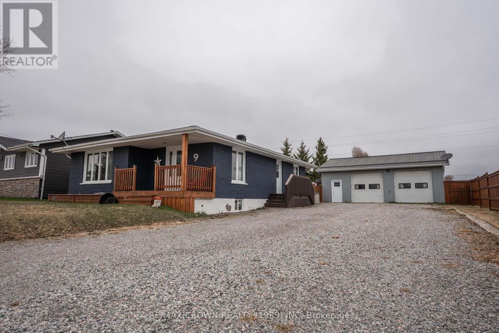 9 Pelletier Ave, Moonbeam, ON P0L 1V0 | MLS #T12140992 | Houseful