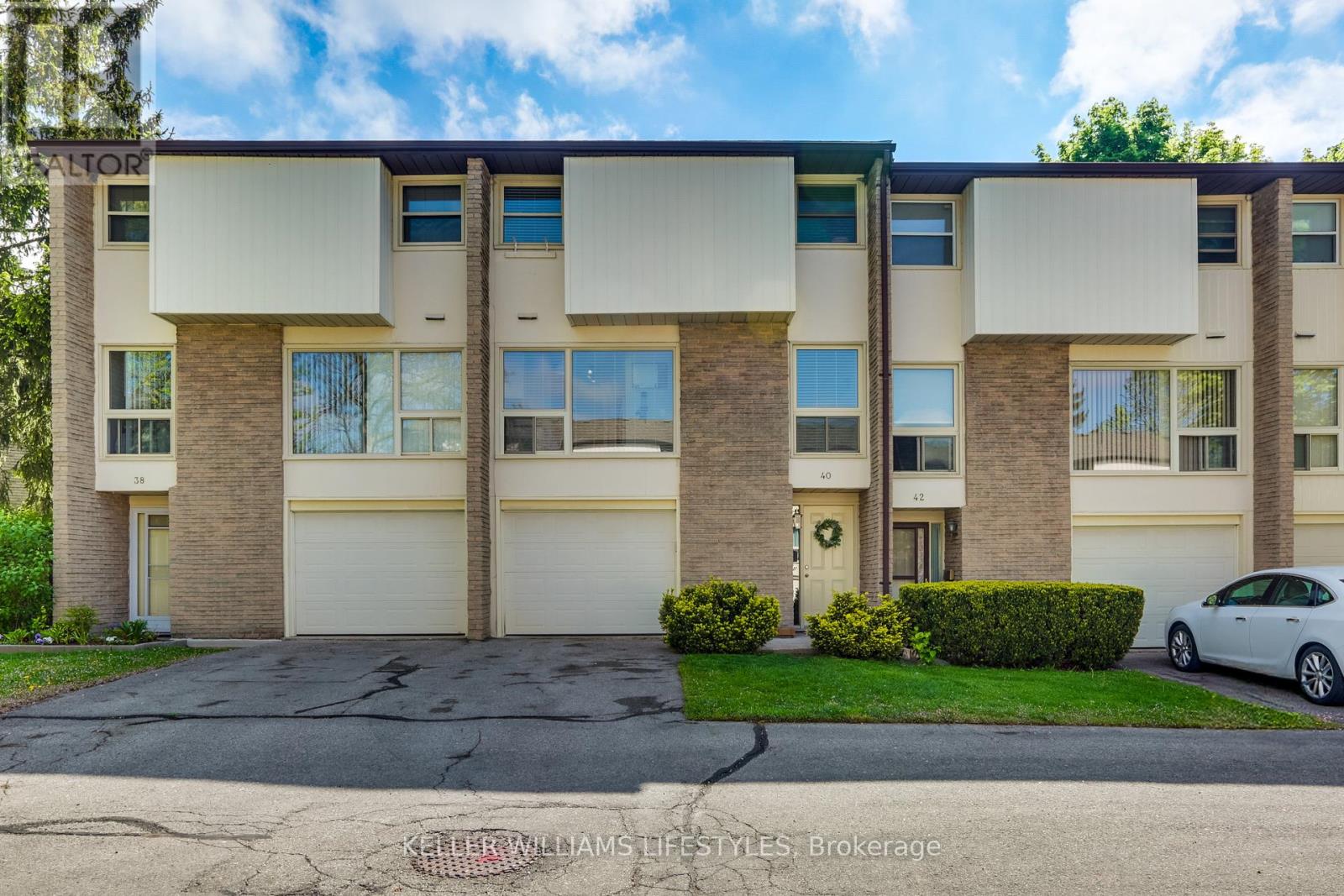 40 Chiddington Gate, London, ON N6C 4Y3 | MLS #X12157993 | Houseful