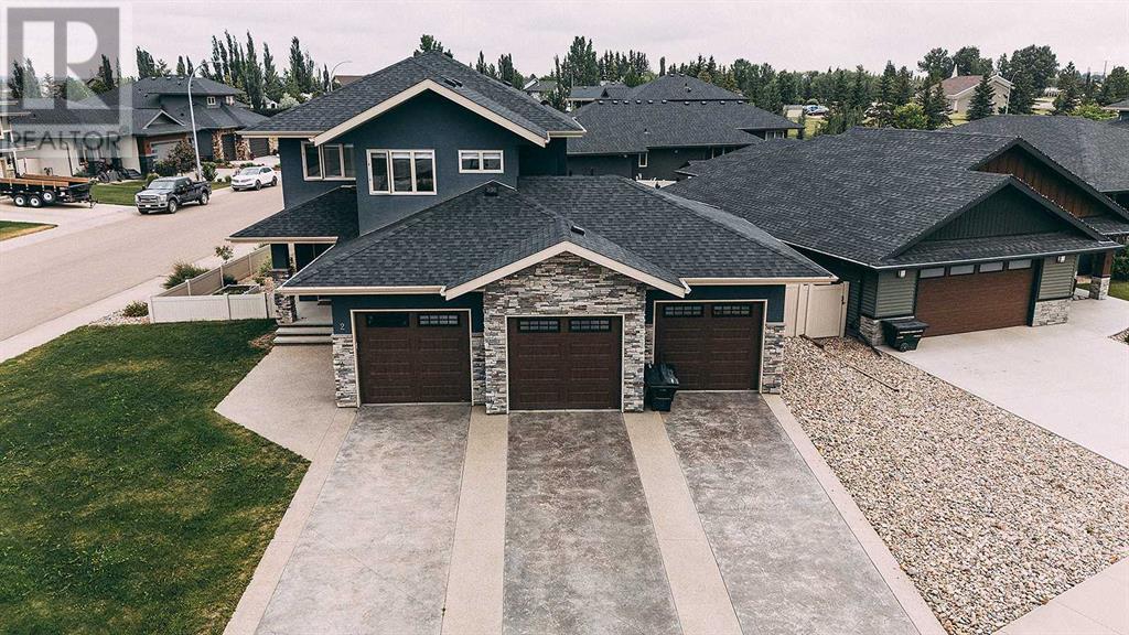 2 Meadow Close, Lacombe, AB T4L 0J1 | MLS #A2222419 | Houseful