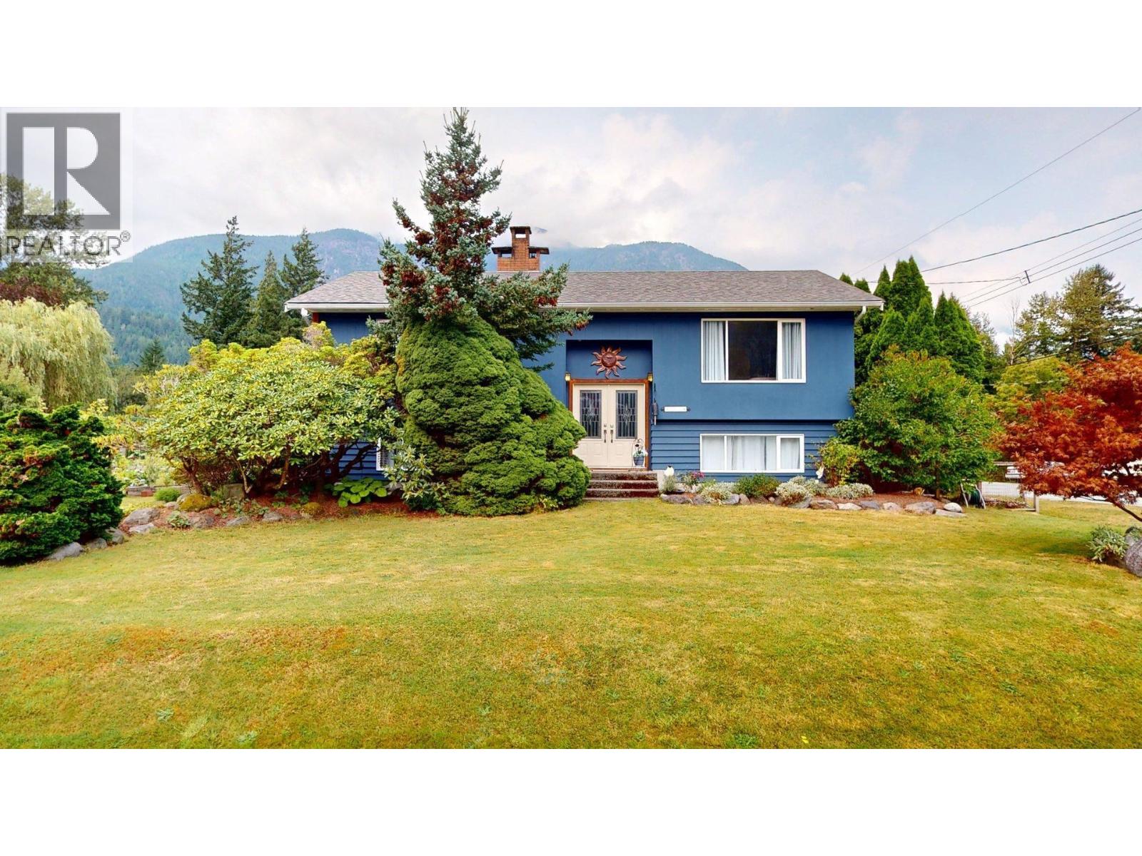 41599 Cottonwood Rd, Squamish, BC V0N 1H0 | MLS #R3037769 | Houseful