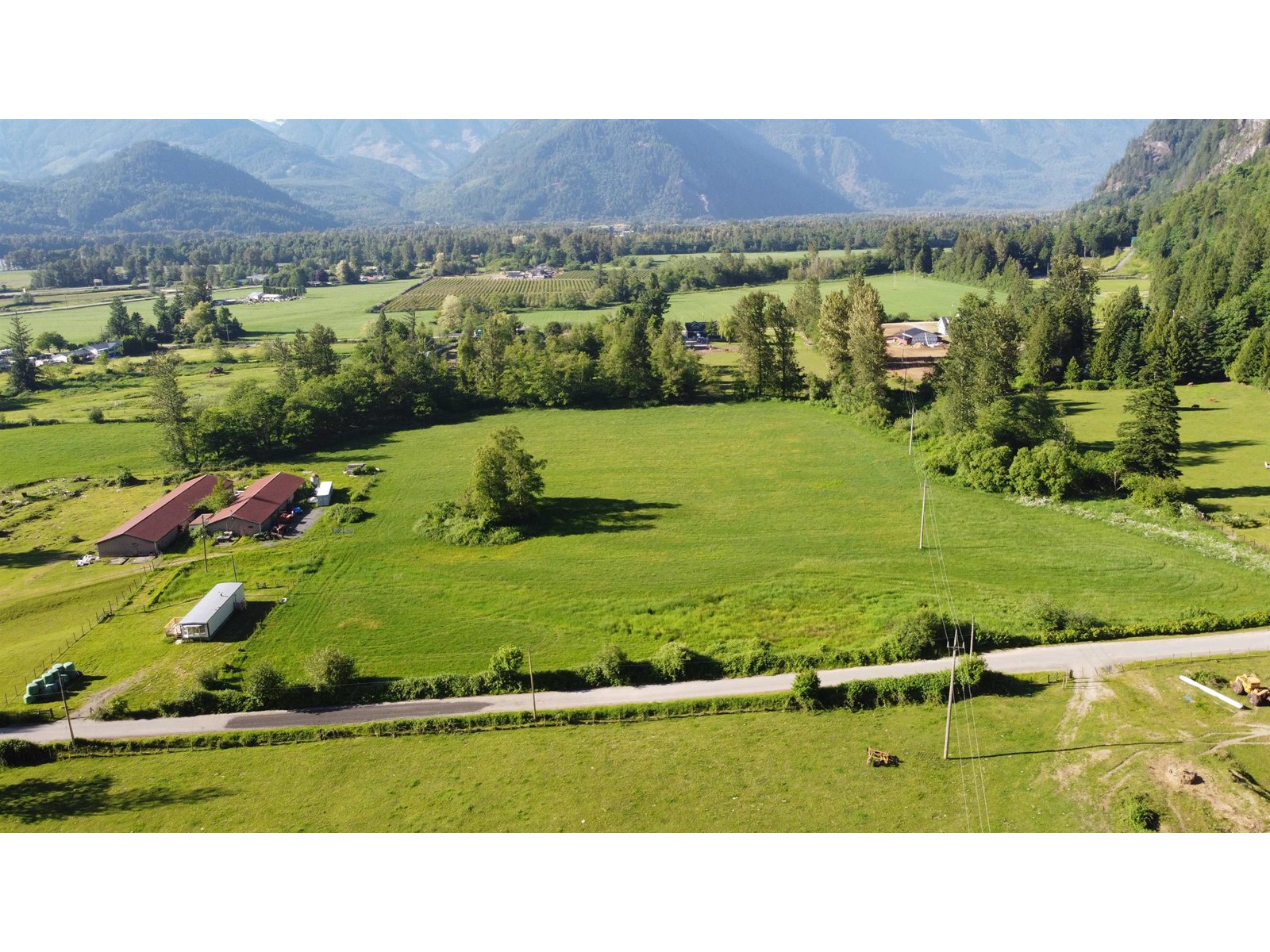 58661 Dent Roadlaidlaw, Hope, BC V0X 1L2 | MLS #R2989886 | Houseful