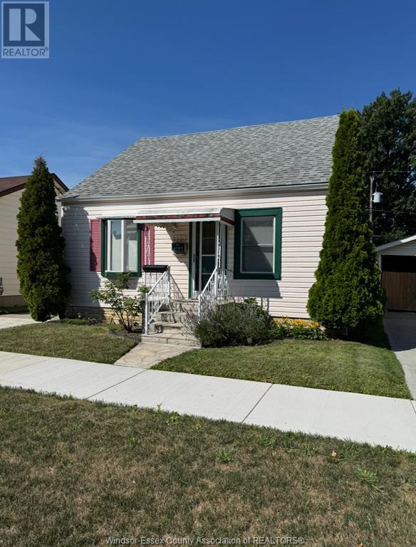 2157 Wellesley Ave, Windsor, ON N8W 2E8 | MLS #25018620 | Houseful