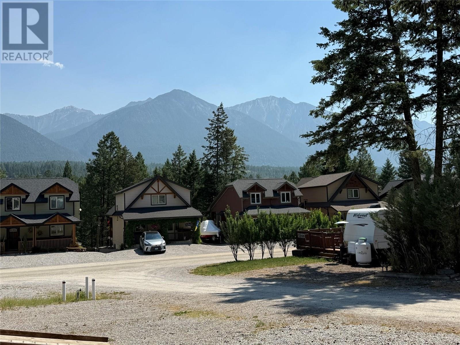 4868 Riverview Drive Unit 170, Edgewater, BC V0A 1E0 | MLS #10352213 ...