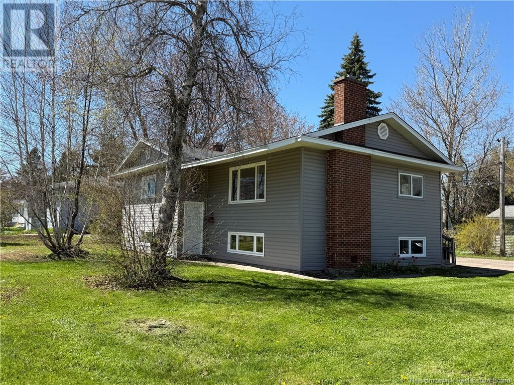 175 Sussex Ave, Riverview, NB E1B 3A8 | MLS #NB122128 | Houseful