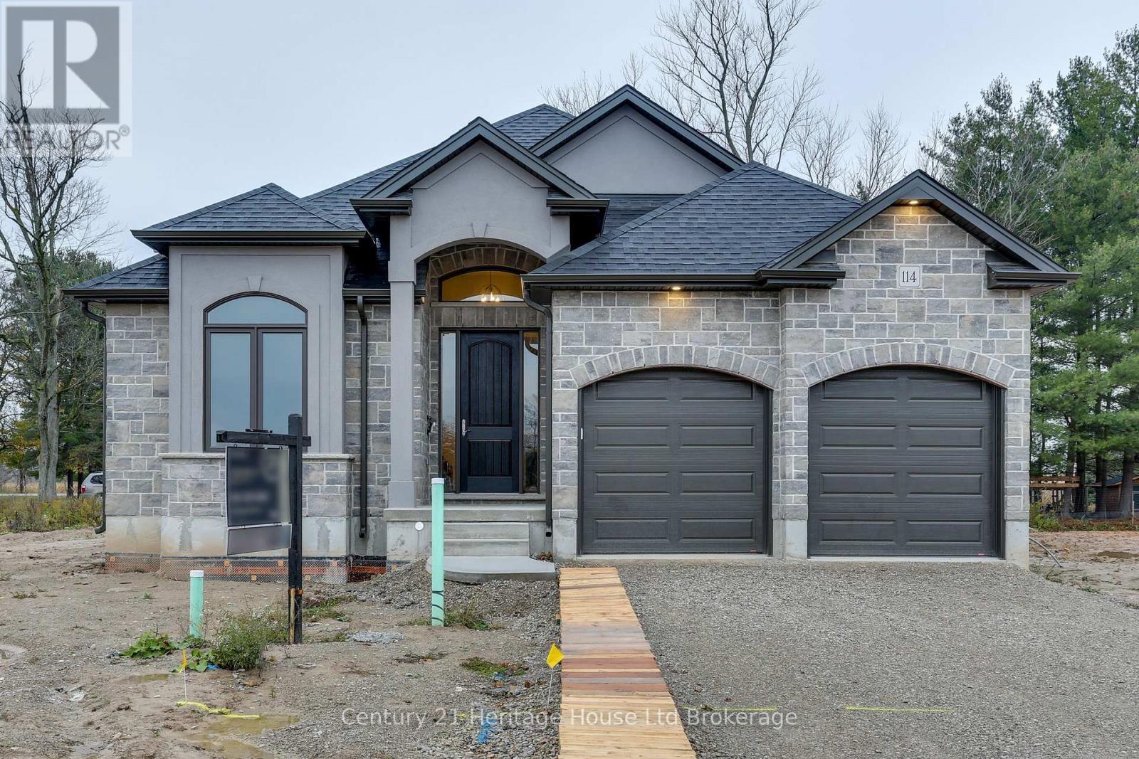 114 Beech Blvd, Tillsonburg, ON N4G 5S1 | MLS #X12230625 | Houseful