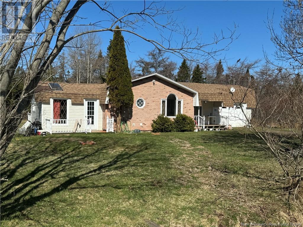 48 Brownville Rd, Grand Manan, NB E5G 4G2 | MLS #NB113200 | Houseful