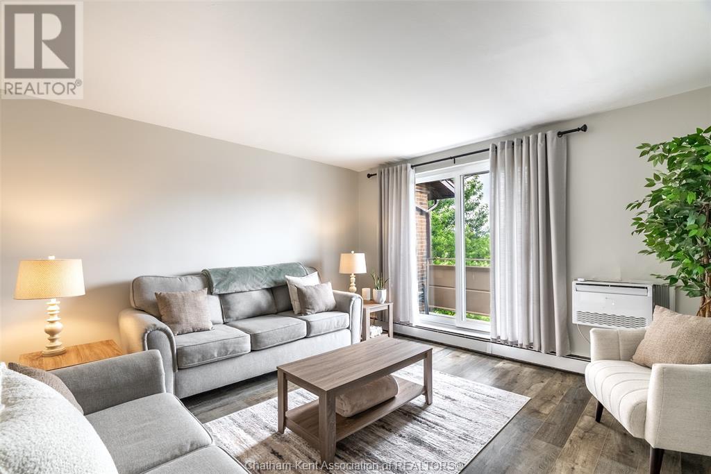 63 Baldoon Road Unit 301, Chatham-Kent, ON N7L 1E2 | MLS #25016487 ...