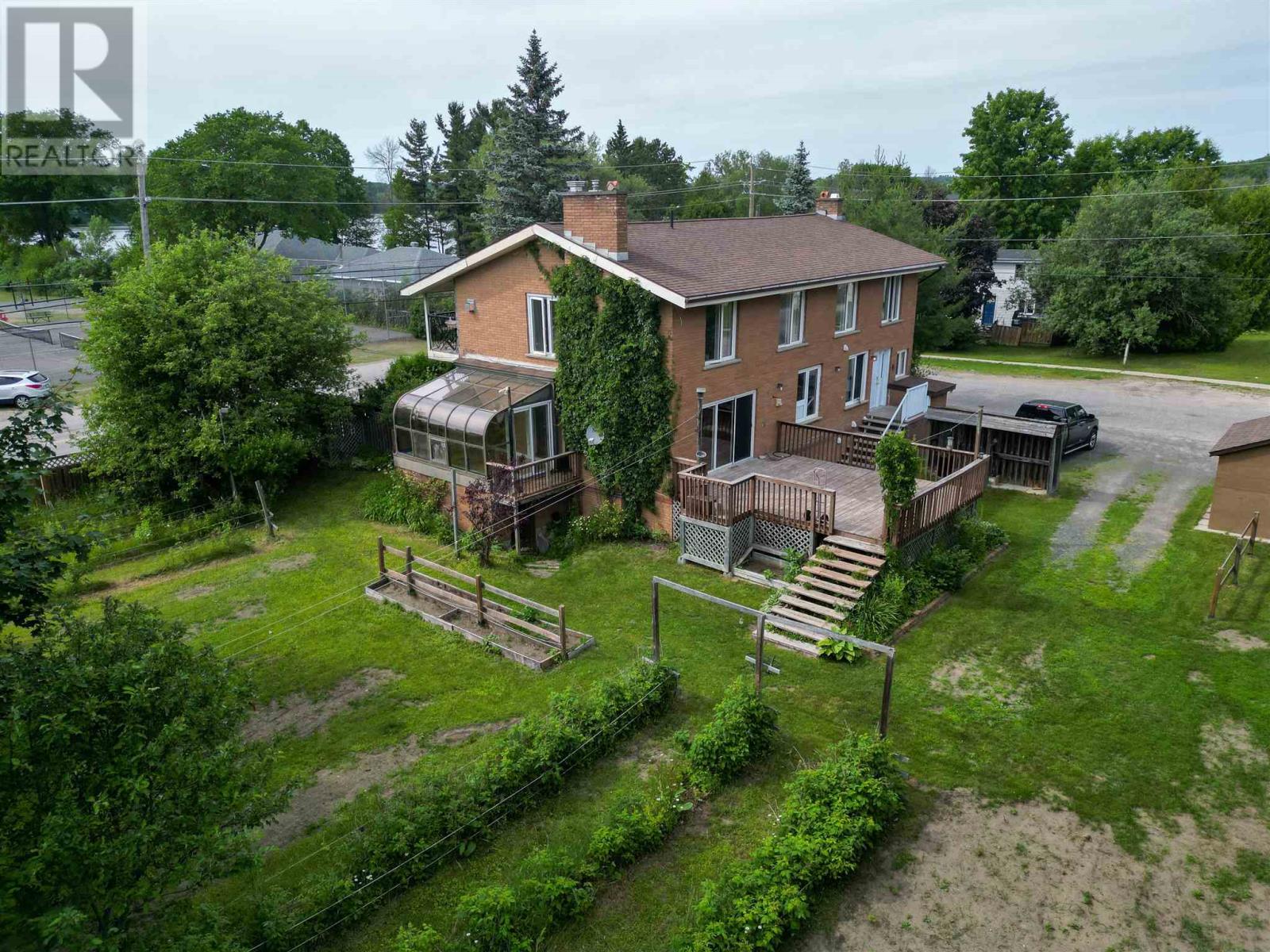 210 Woodward Ave, Blind River, ON P0R 1B0 | MLS #SM251715 | Houseful