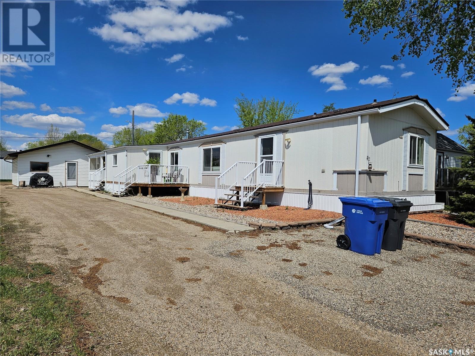 318 4th Street West, Carlyle, SK S0C 0R0 | MLS #SK007102 | Houseful