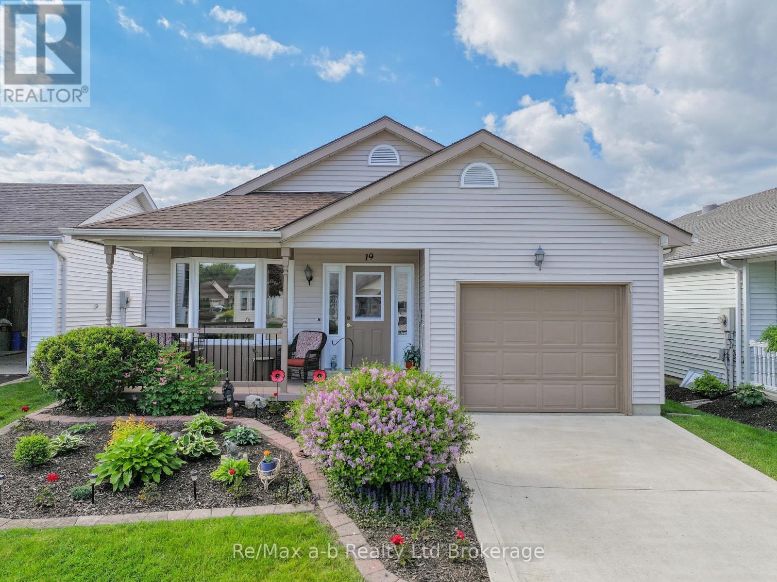 19 Brasher Dr, Tillsonburg, ON N4G 5T2 | MLS #X12178558 | Houseful