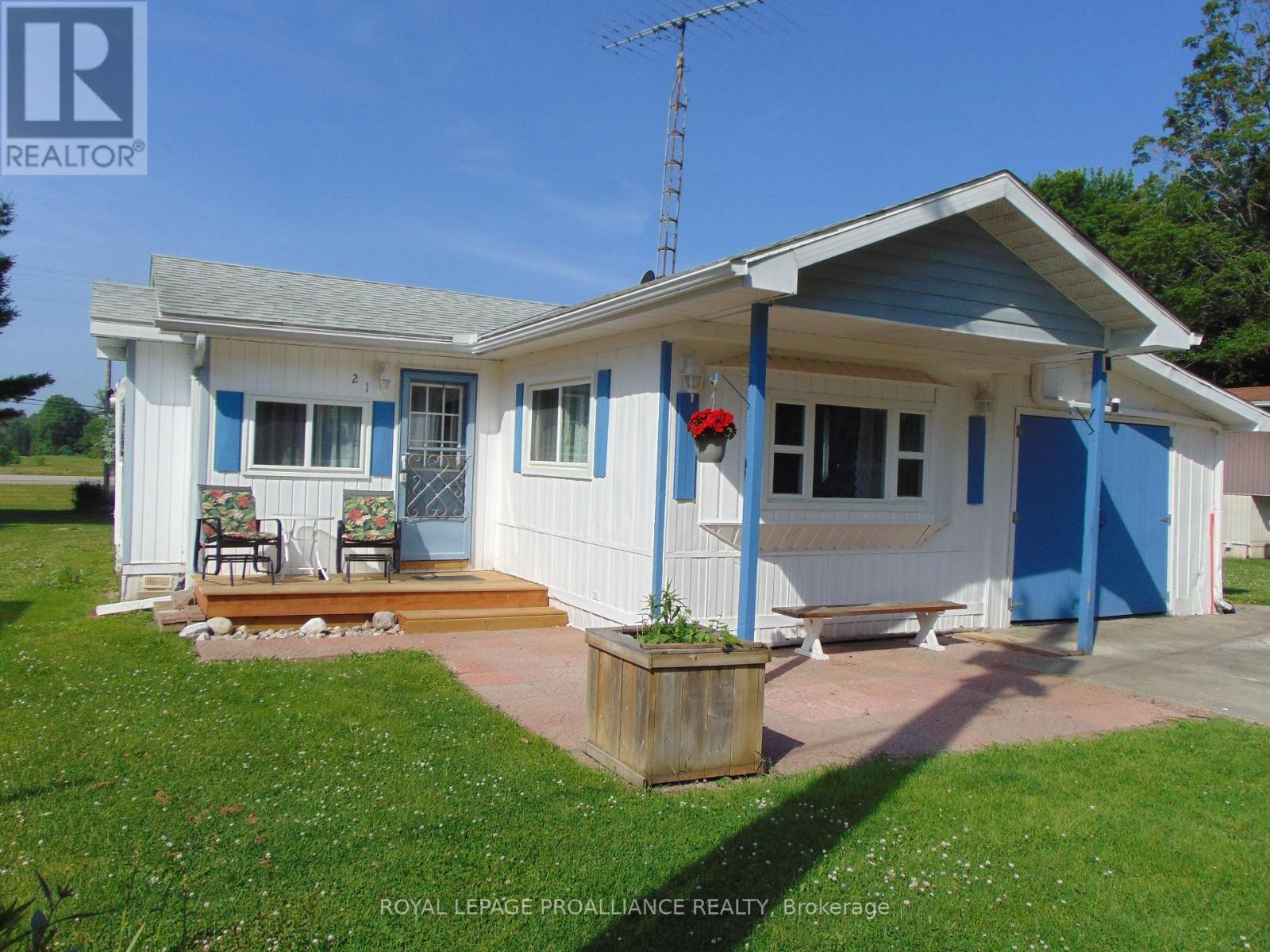 21 1645 County Road 42 Rd W, Rideau Lakes, ON K0G 1E0 | MLS #X12148397 ...