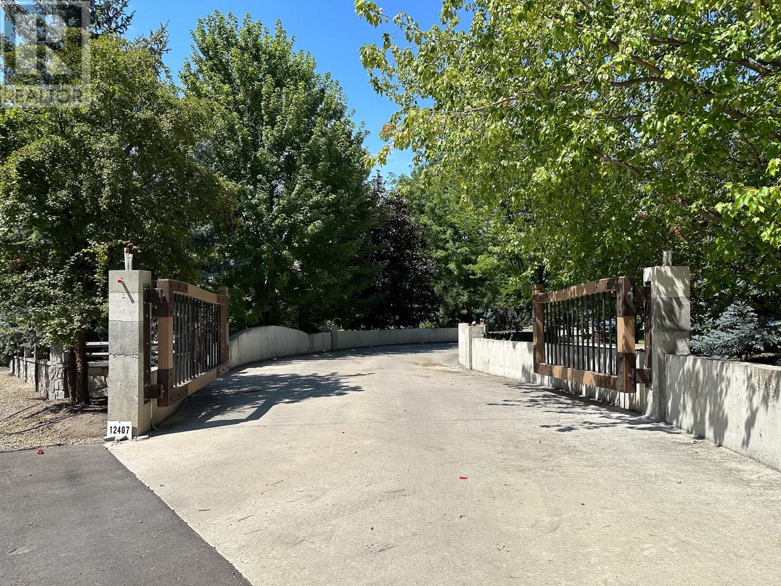 12407 Coldstream Creek Rd, Coldstream, BC V1B 1G2 | MLS #10318021 ...