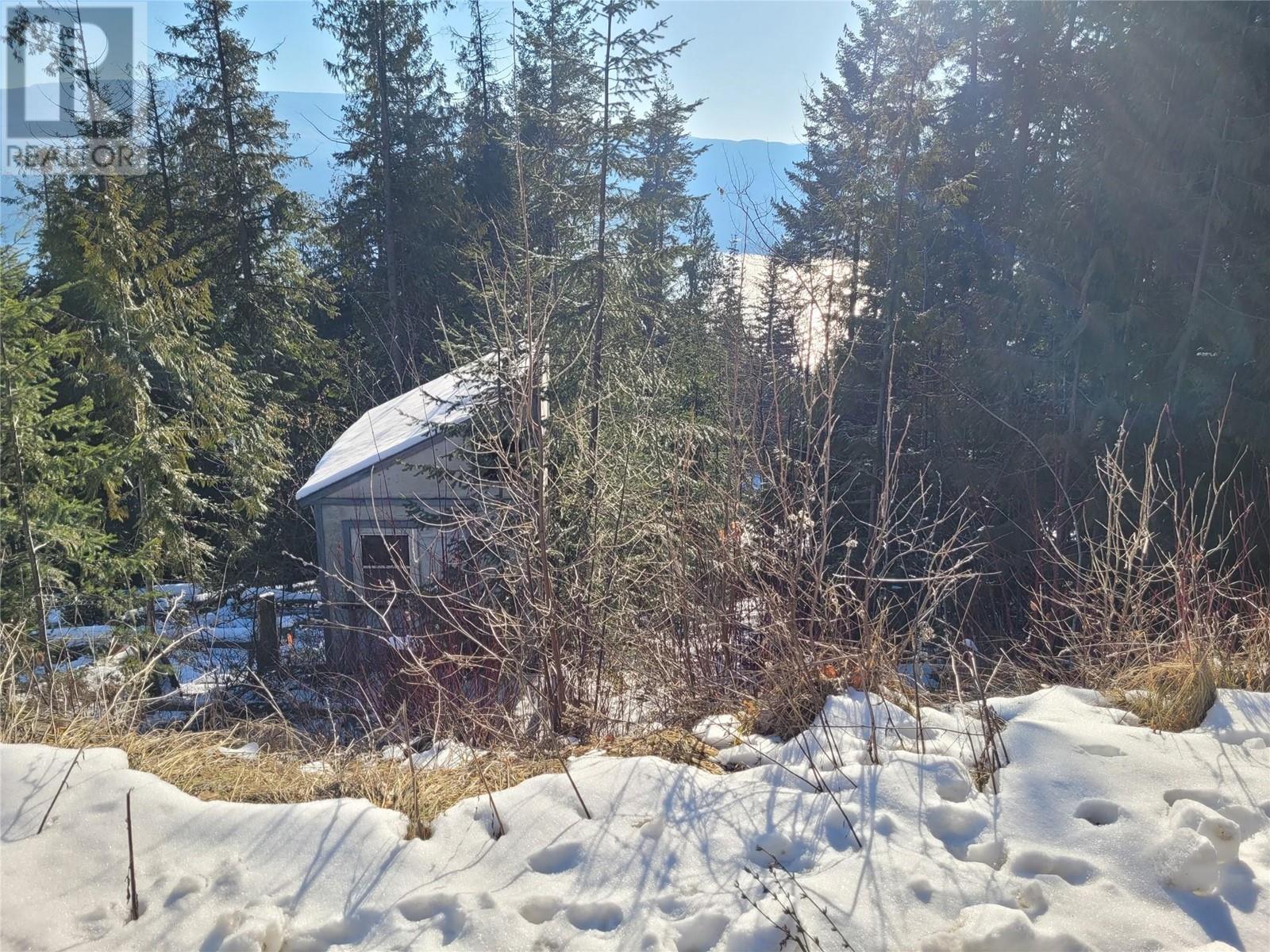 Castle Heights, Anglemont, BC V0E 1M8 | MLS #10334003 | Houseful