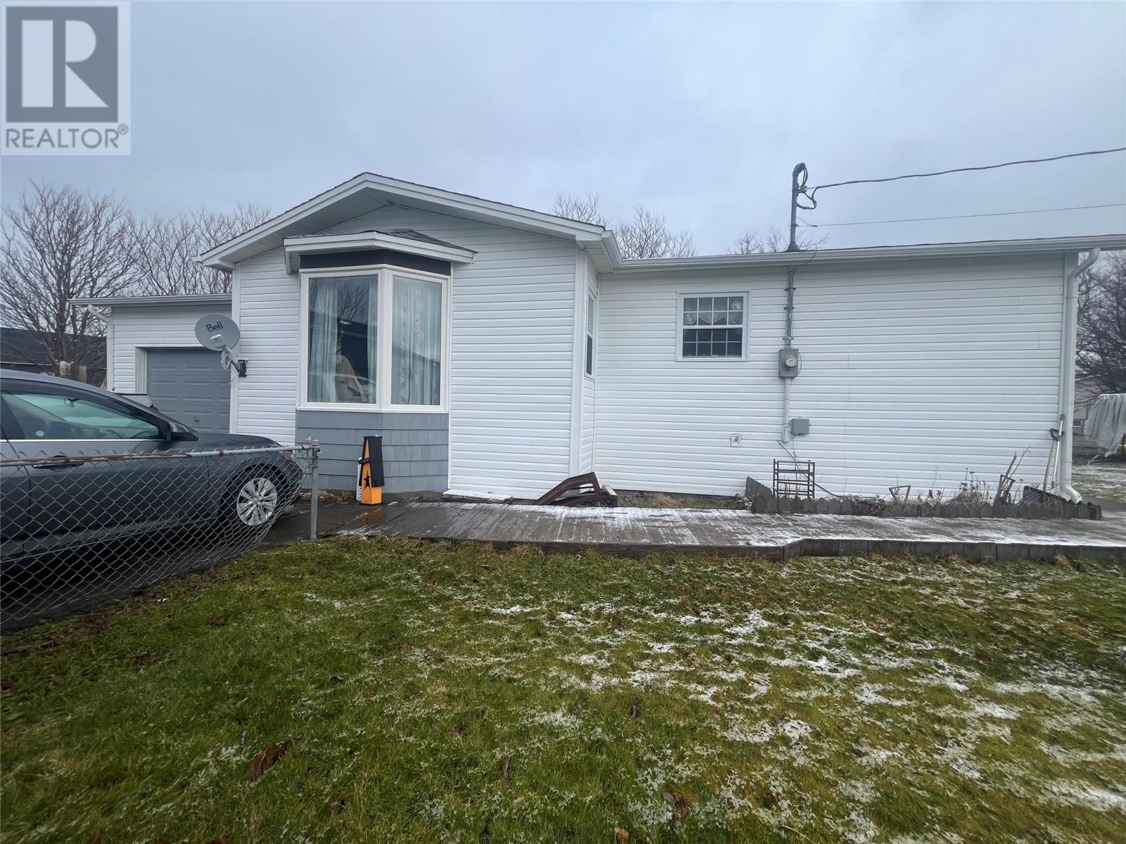 3 Stanley Pl, Grand Bank, NL A0E 1W0 | MLS #1280887 | Houseful