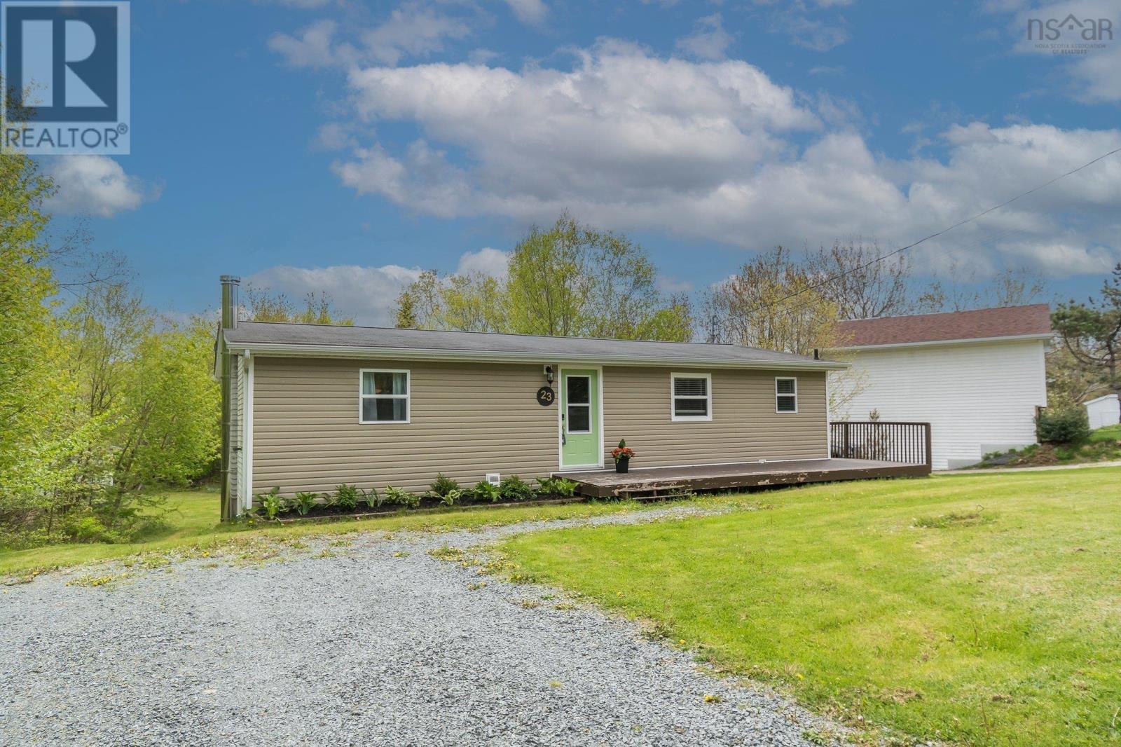 23 Hubley Mill Lake Rd, Upper Tantallon, NS B3Z 1E7 | MLS #202511945 ...