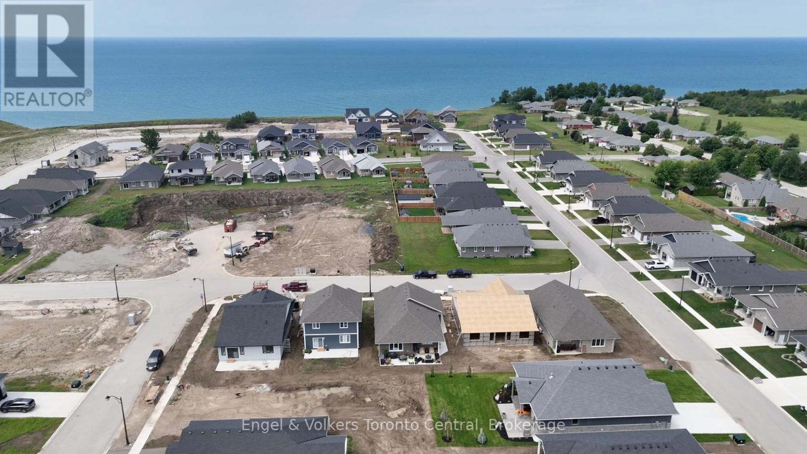 468 Coast Dr, Goderich, ON N7A 0C3 | MLS #X12020311 | Houseful