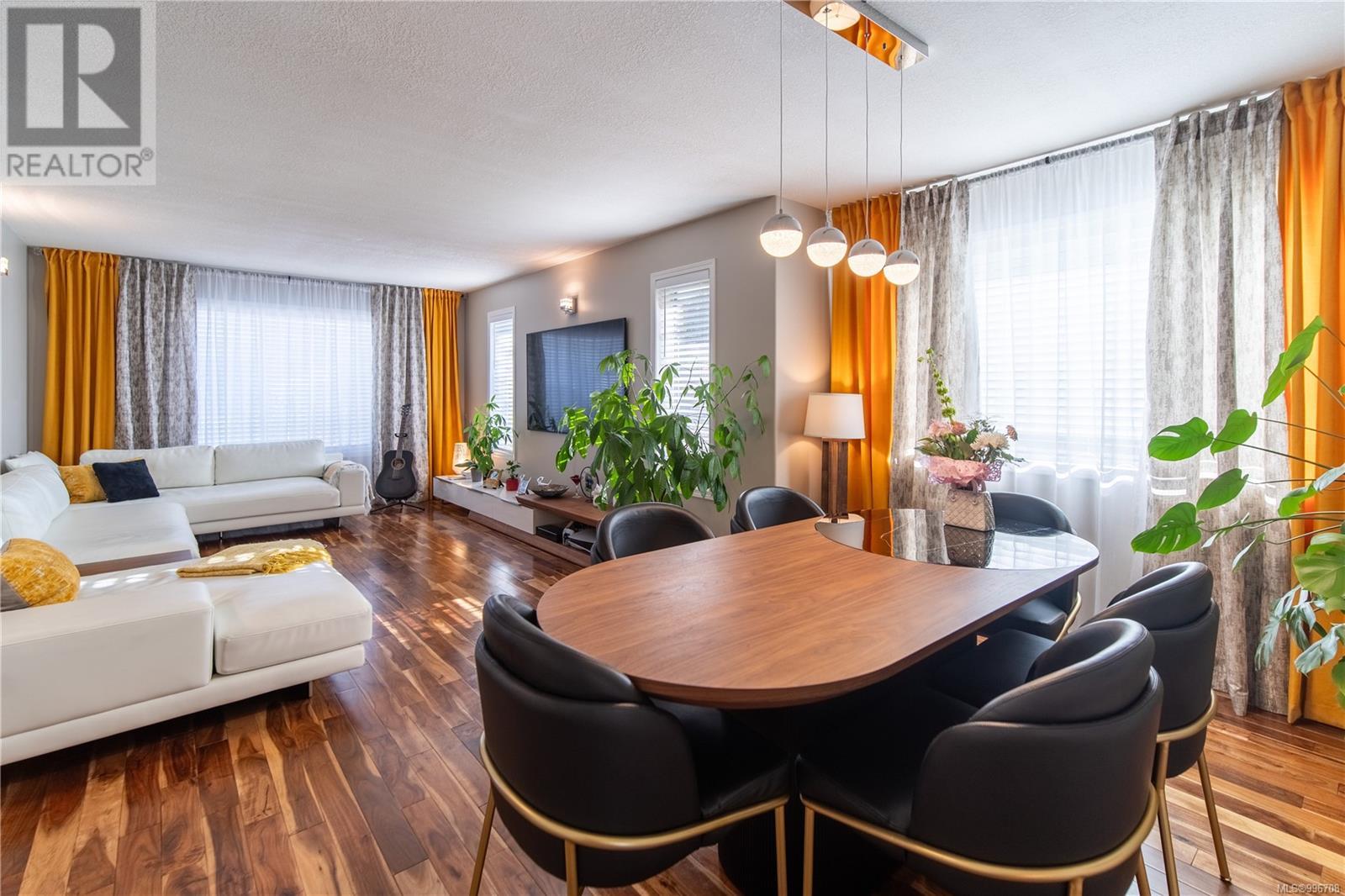 749 Marchmont Rd, Duncan, BC V9L 2L9 | MLS #996708 | Houseful