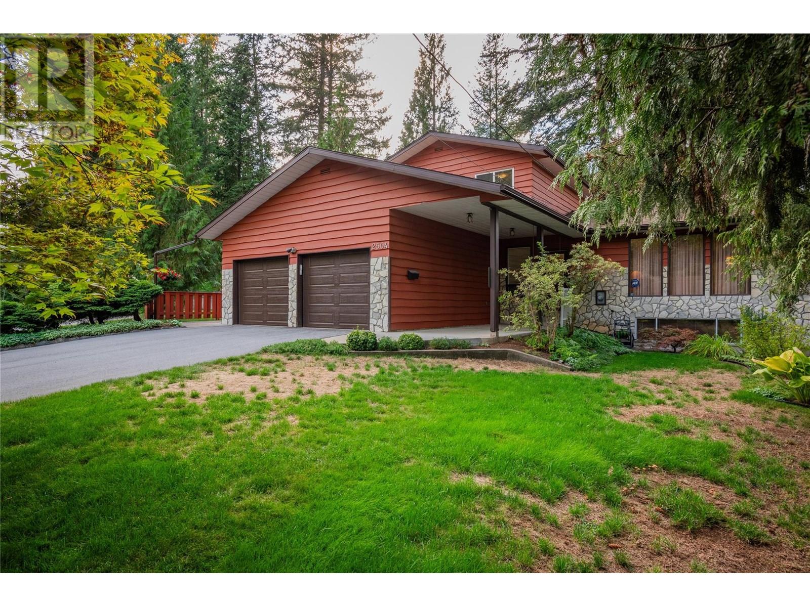 2504 14 Avenue, Castlegar, BC V1N 3P1 | MLS #10354012 | Houseful