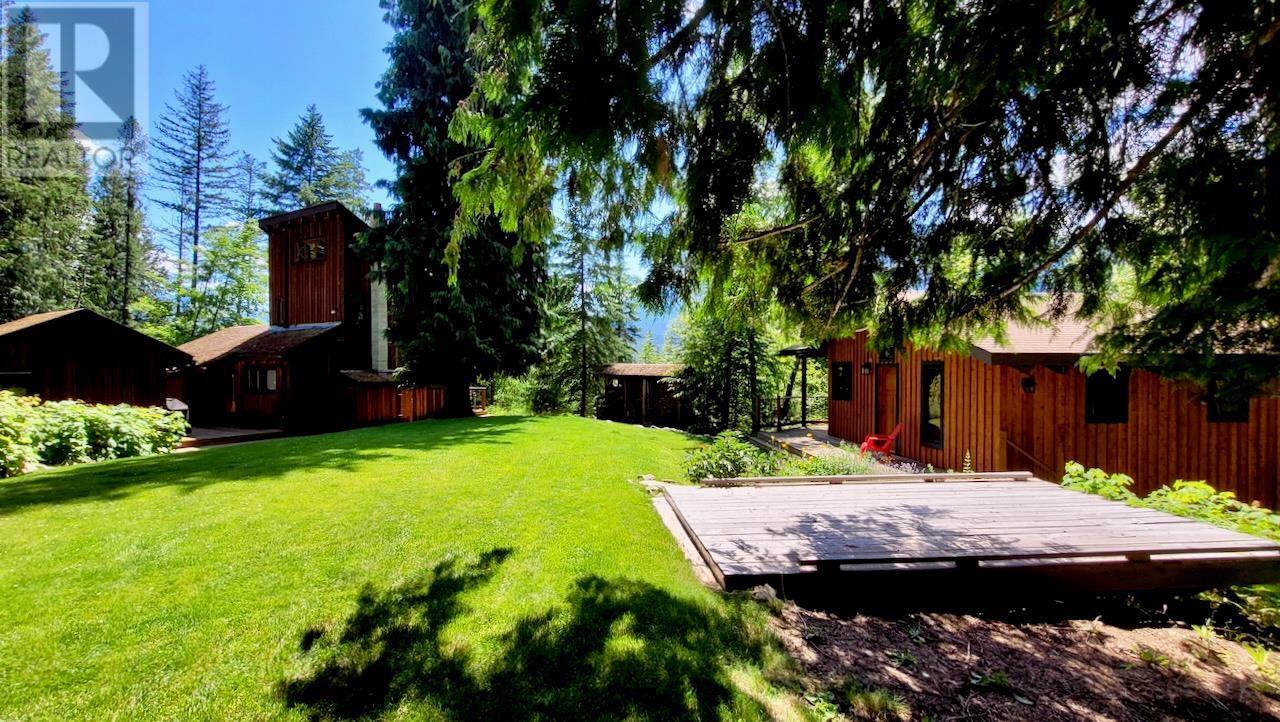 6306 Highway 6 Hwy, New Denver, BC V0G 1S1 | MLS #10355783 | Houseful