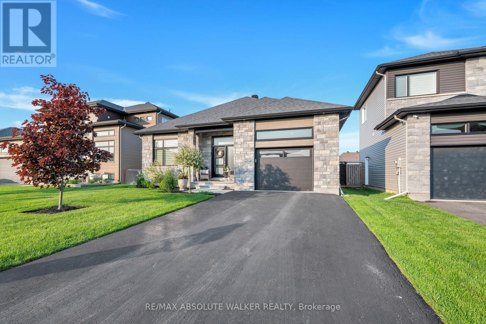 224 Versaille St, Alfred and Plantagenet, ON K0A 3K0 | MLS #X12301650 ...