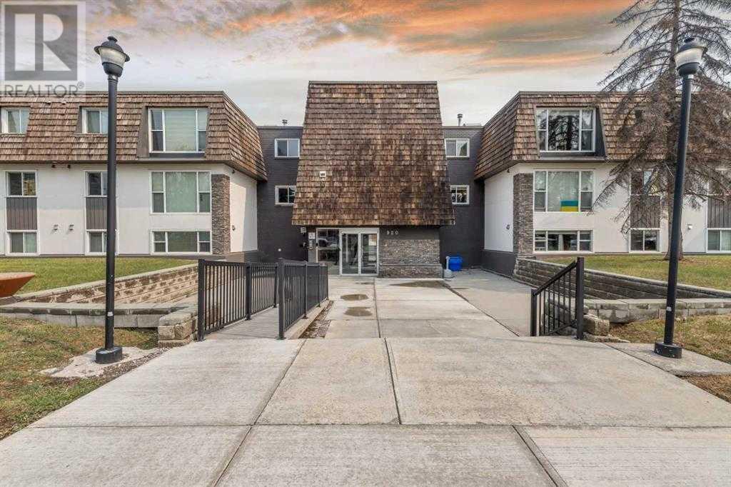920 68 Avenue Sw Unit 301, Calgary, AB T2V 0N6 | MLS #A2206789 | Houseful