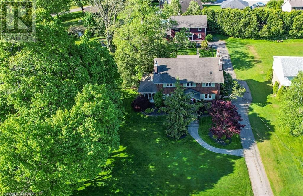 102 Main St E, Grimsby, ON L3M 1N8 | MLS #40749944 | Houseful